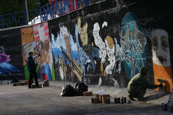 Battle for Respect - Graffiti Part - Bombing Science