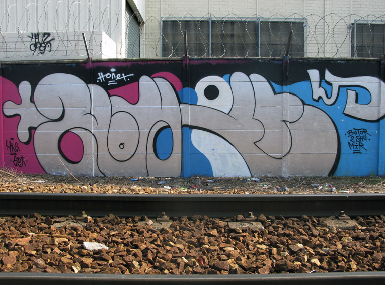 Smalltalk with Honet - Bombing Science