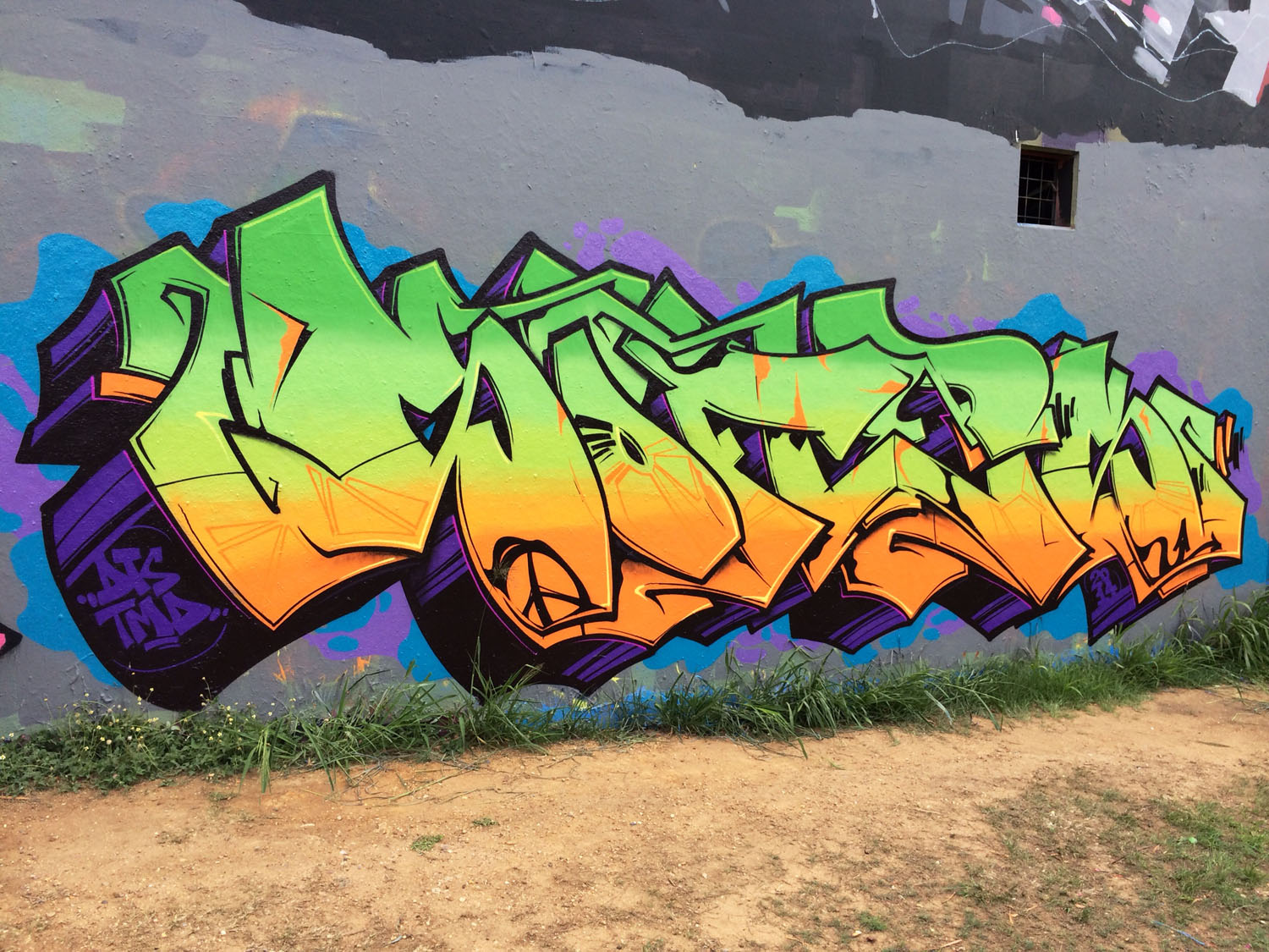 SOFLES - Ironlak Family! - Bombing Science