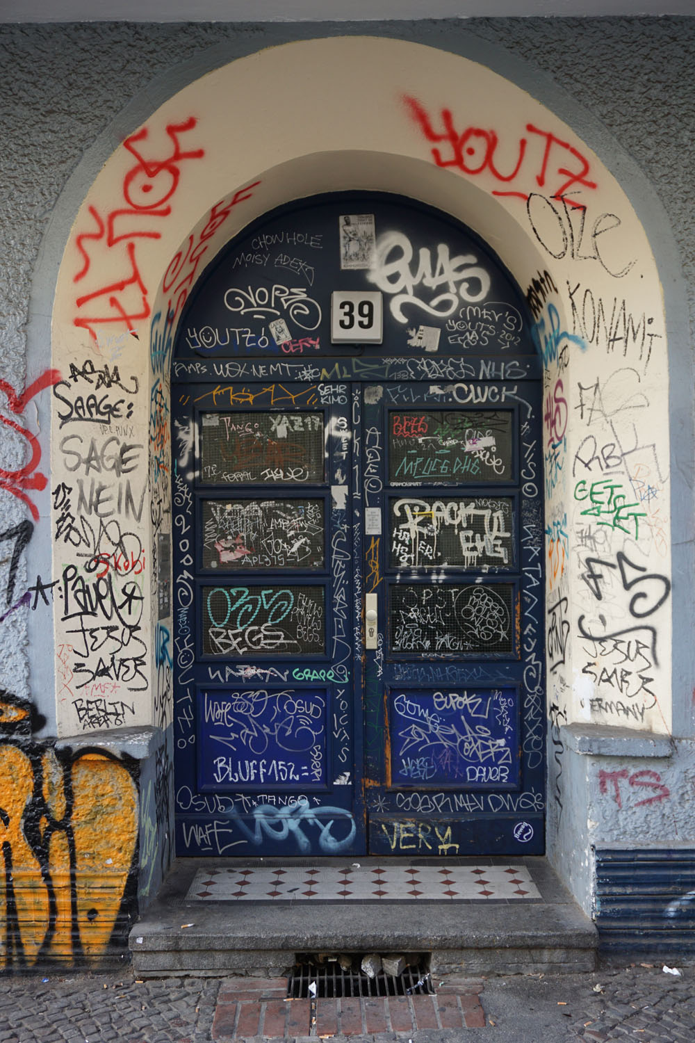 Berlin Doors - Bombing Science