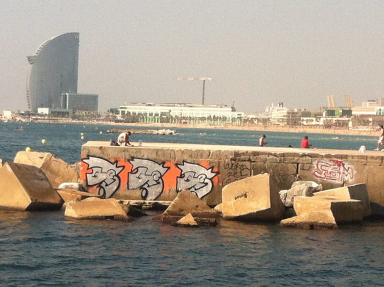 Graffiti Characters: 37 Street Artists - Bombing Science