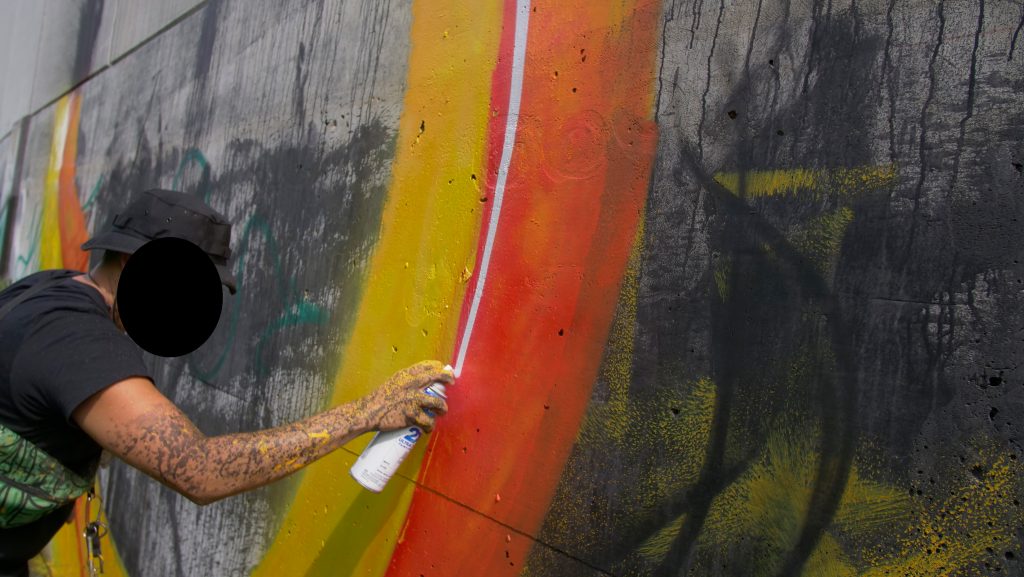 Graffiti Video: VEW - Hybrid piece - Bombing Science