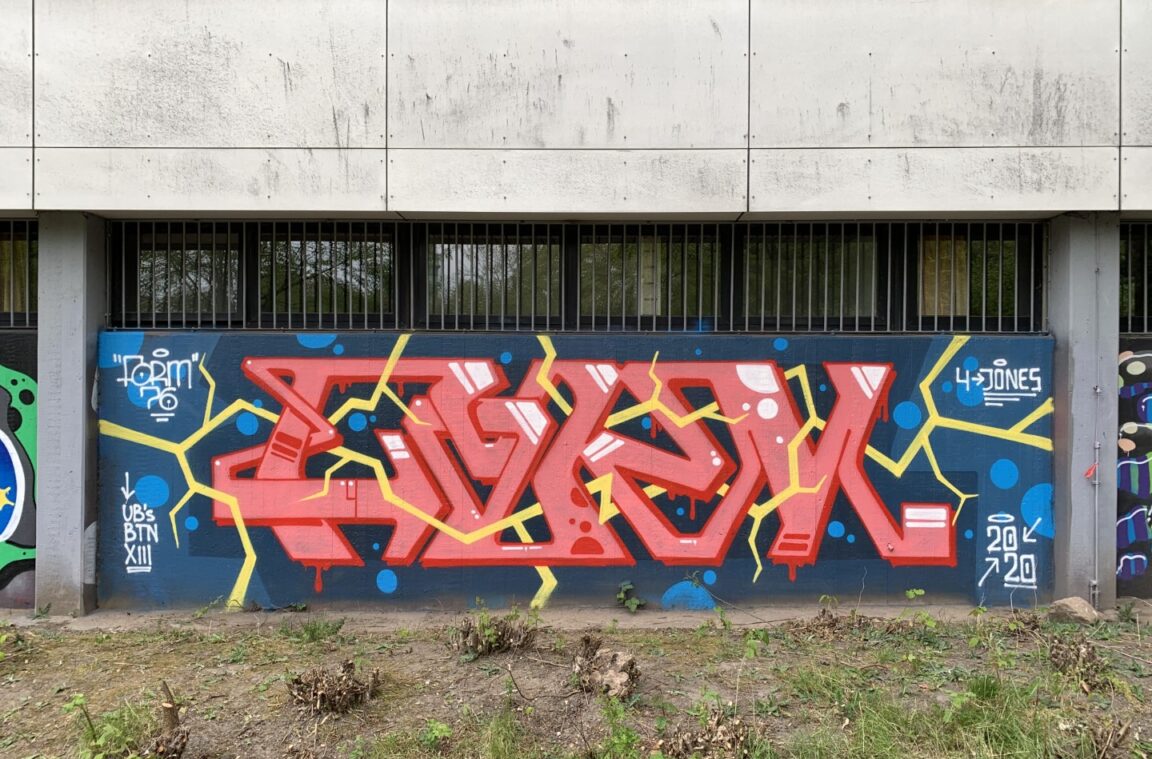 Graffiti Pictures & Graffiti Supplies | Bombing Science